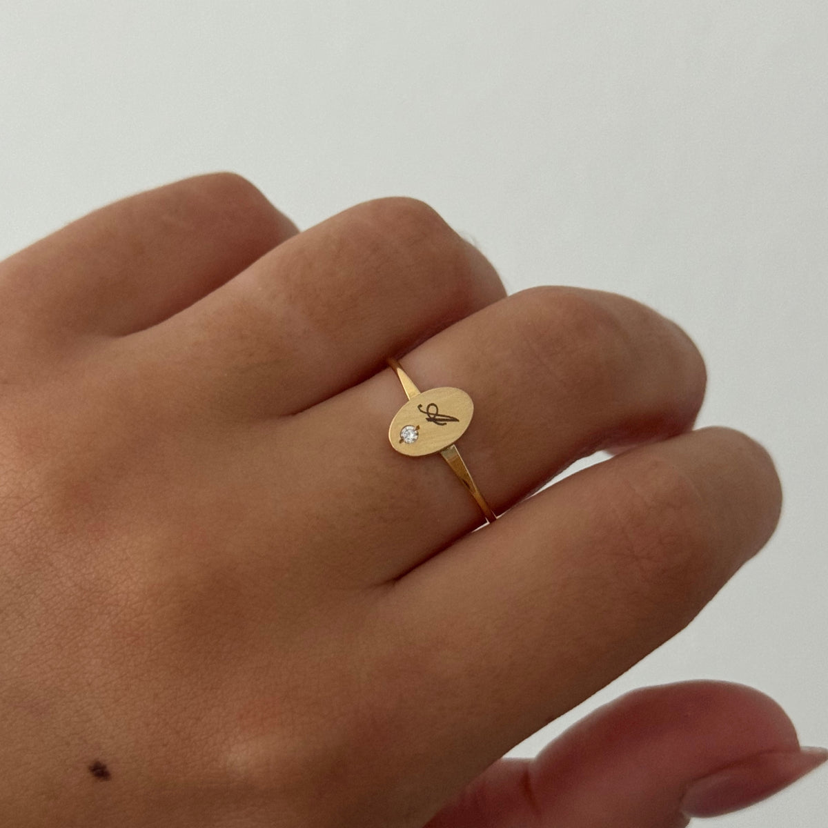 ENGRAVED INITIAL RING – ALV Jewels